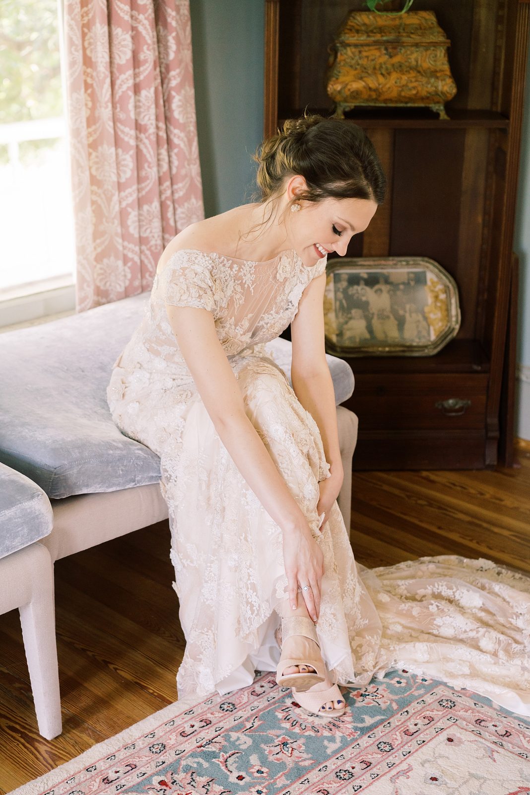 Summer Barr Mansion Wedding | Austin TX Wedding Photographers