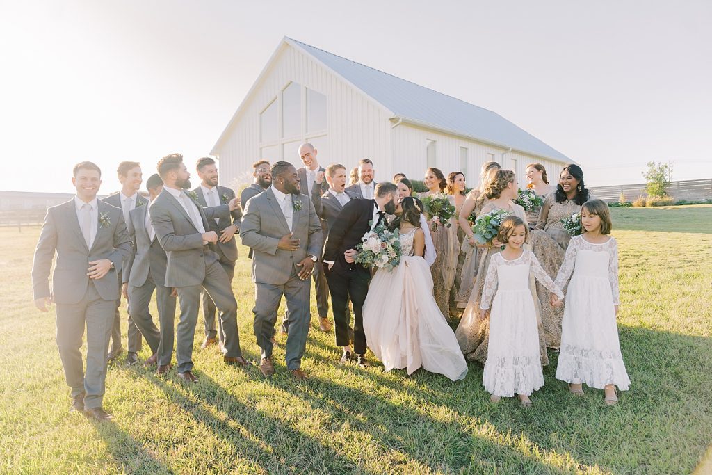 Modern Farmhouse Wedding | Northern California Wedding Photographers