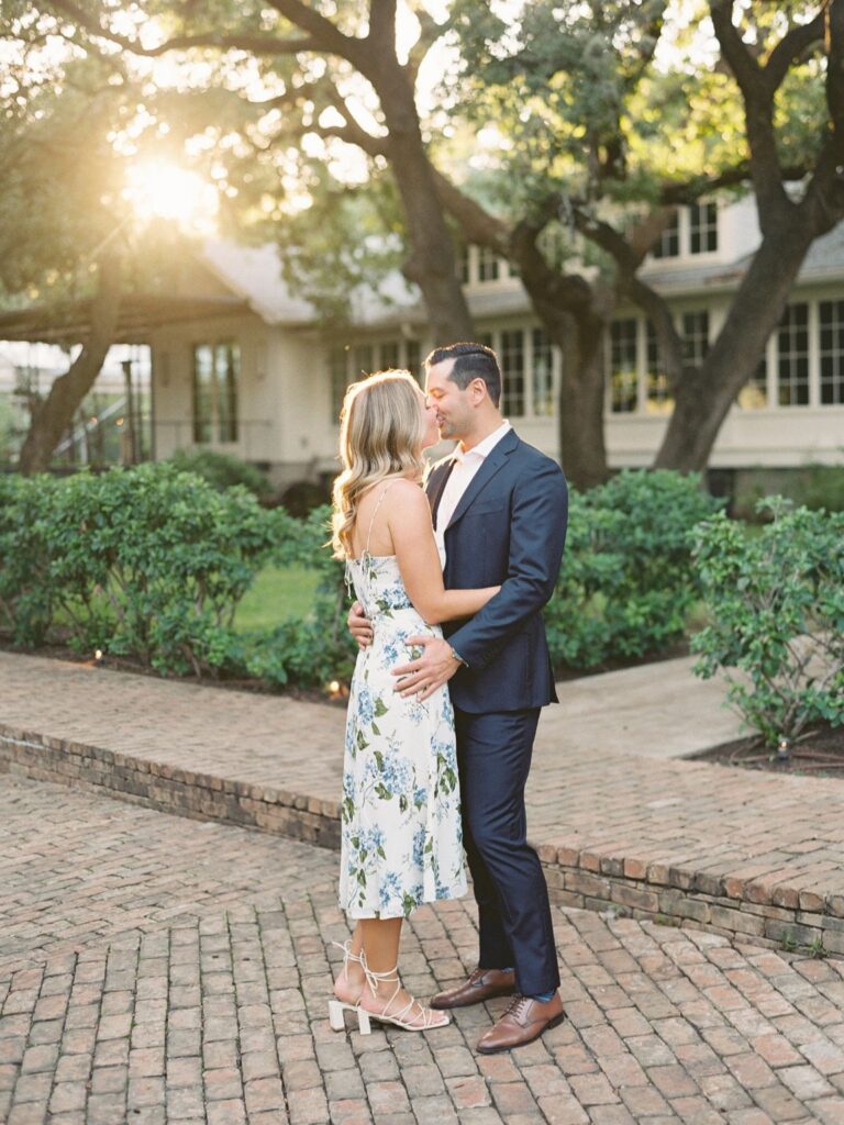 Bar Mischief Engagement | Danielle + Joe - Paige Vaughn Photo