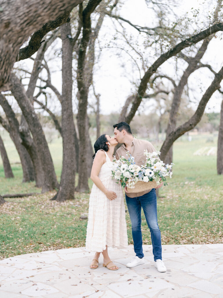 Austin Gender Reveal Photos | Valerie + Michael - Paige Vaughn Photo